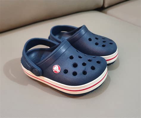 Sandal CROCS Baby or Anak ORIGINAL, Bayi & Anak, Lainnya di Carousell