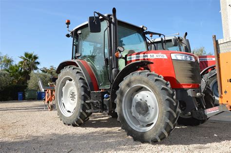Massey Ferguson MF 4710 M