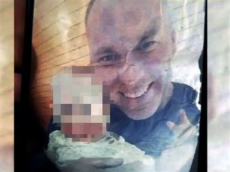 Este es Cristian el hombre que ha envenenado a sus hijas de 2 y 4 años en Almería Los Replicantes