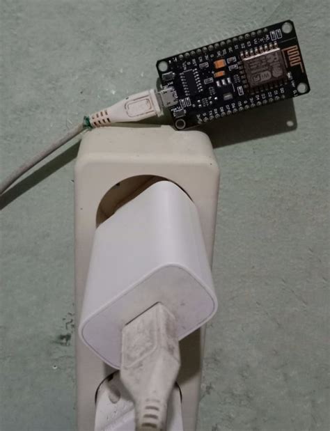 Esp8266 Dengan Sumber Dari Charger Hp 1 Tambang Kode