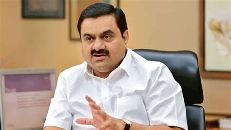 Gautam Adani Bribery Case गौतम अदानींवरील भ्रष्टाचाराचे आरोप काय अरेस्ट वॉरंट का सविस्तर