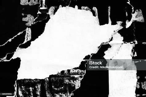 빈 화이트 블랙 오래 찢 어 찢어진 종이 구겨진 된 포스터 그런 지 텍스처 배경 화면 배경 표지 잘려지거나 찢어진 종이에 대한