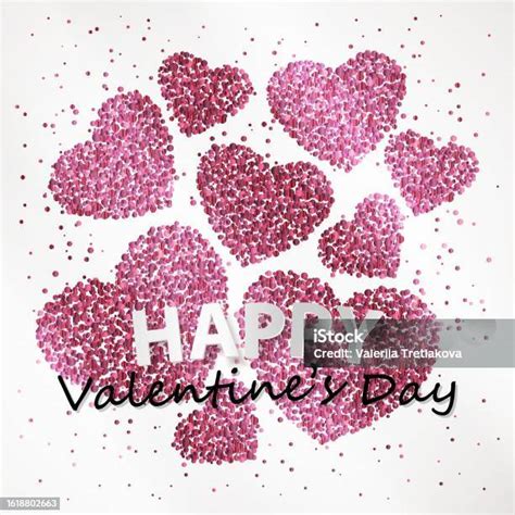분홍색 색종이 반짝임 반짝이 글자가 하얀 바탕에 해피 발렌타인 데이의 심장이 있는 포스터 벡터 그림입니다 건설 프레임에 대한
