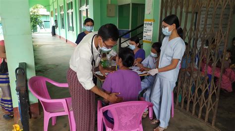 မိုးညိုမြို့နယ်၌ အငြိမ်းစားနိုင်ငံ့ဝန်ထမ်းများအား ကျန်းမာ‌ရေးစောင့်ရှောက်မှုများ အခမဲ့ ဆောင်ရ