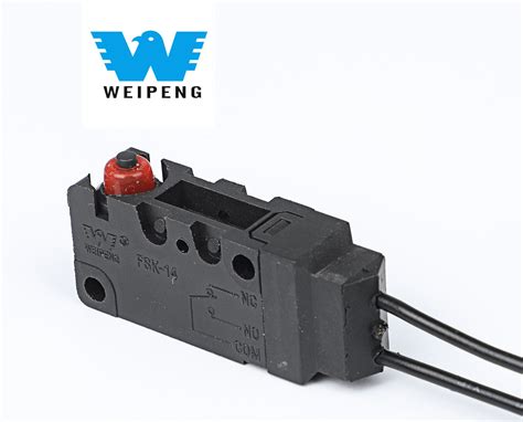 Tongda Waterproof Micro Switch Push Button Auto Parts Micro On Off