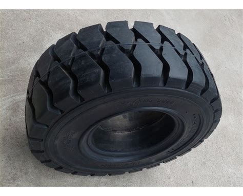 Lốp đặc 23x9 10 Solid Plus Solitech Thái Lan Lốp Xe Nâng điện Giá Rẻ