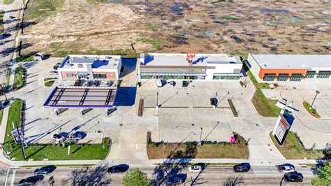W Rankin Rd Houston Tx Retail For Lease Loopnet