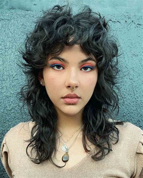 26 Coolest Wolf Cuts For Curly Hair Girls With Style Cabelo Cortes