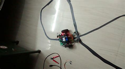 Line Follower Robot Lfr Using 8051 Microcontroller Gadgetronicx