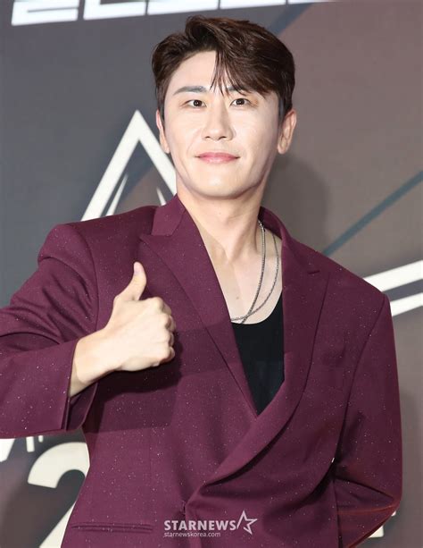 영탁 팬클럽 브라보my영탁 테니스 유망주에 후원금 250만원 전달선한 영향력 실천 스타뉴스