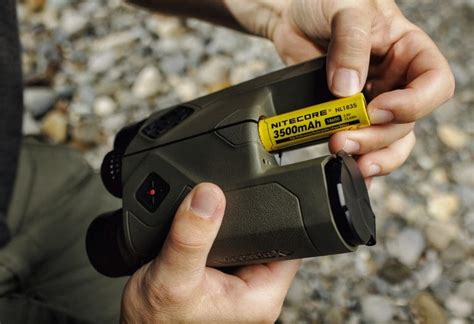 Vector X Rangefinding Binoculars From Vectronix Area 419