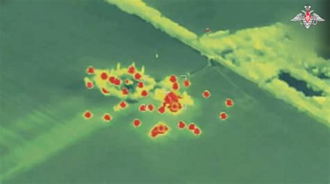 Минобороны показало видео уничтожения ЗРК Iris T ударом ОТРК «Искандер М в зоне СВО