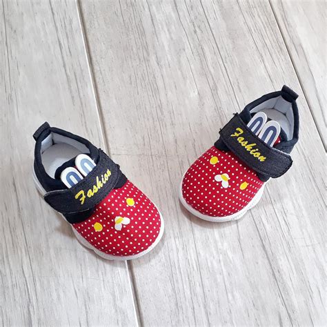 خرید و قیمت کفش صدادار بچگانه از غرفه لوازم جانبی موبایل شاد