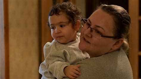 Սեռական բռնության ենթարկվածներին աջակցող միակ կենտրոնի ղեկավարն ու 3 դուստրերի մայրը Youtube