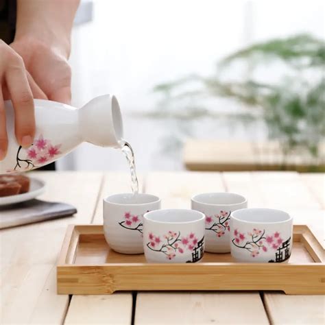 ⩥ Discover The Most Amazing Handcrafted Sake Sets