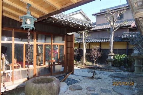 2025 年 令 和 7 年 4 月 4 日 金 盆 和 会 春 の 盆栽 展 2025 へ