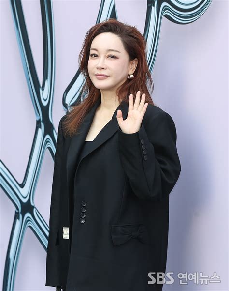 [e포토] 김혜은 강렬한 블랙 카리스마