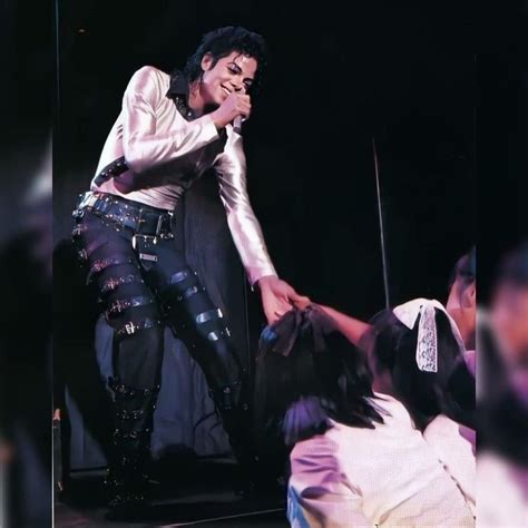 Pin By Palto Rogojka On Mike Dreamer Soul Michael Jackson Bad Tour Michael Jackson Bad