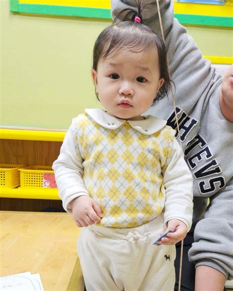 은겨리🫶🏻 협찬 나쁜 씨앗 도서관에 가다💕 도서관 사용법을 알려주는 그림책으로 배려와 양보를 배울 수 있는 그림책인 나쁜 씨앗 도서관에 가다 아이들이 보고