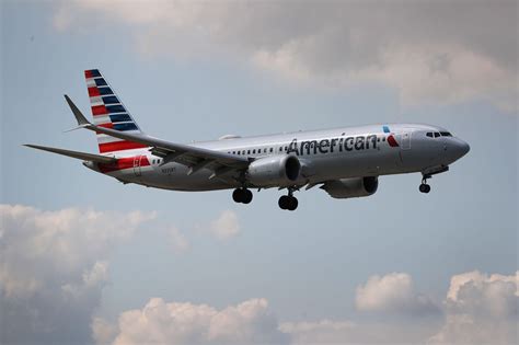 American Airlines Diverts Flight After Women Allegedly Use Racial Slurs