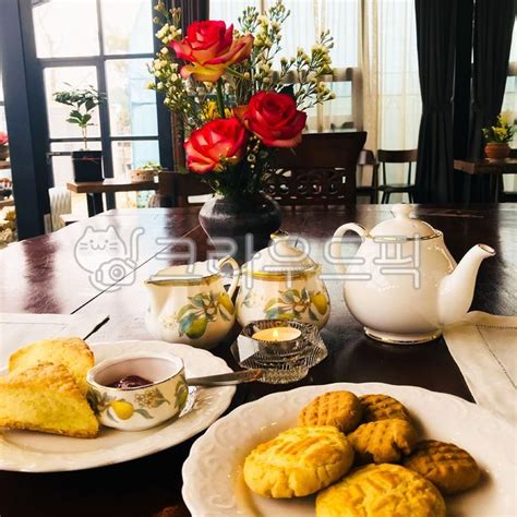 티테이블 홍차 테이블세팅 휴식 힐링 사진 이미지 일러스트 캘리그라피 Elisa03943작가