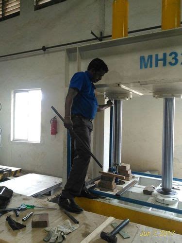 Hydraulic Cylinder At Best Price In Mysuru Karnataka Ashwini Enterprises