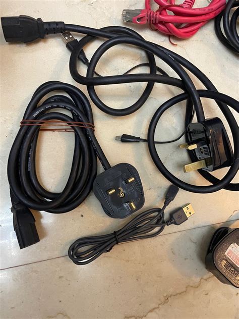 Cables Computers And Tech Parts And Accessories Cables And Adaptors On Carousell