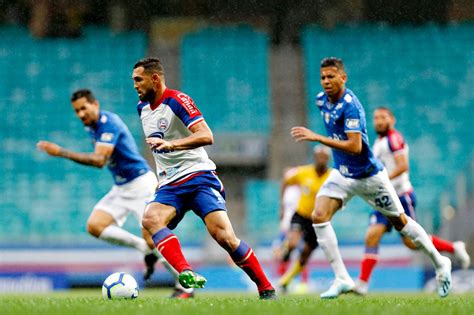 Atacante Matador Confira Os Números De Gilberto No Al Wasl