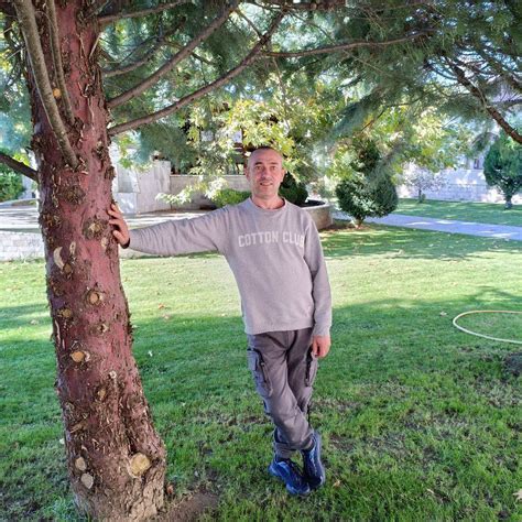 Plamenna 188 години от рождението на Васил Левски Левски е символ на моралната чистота нещо