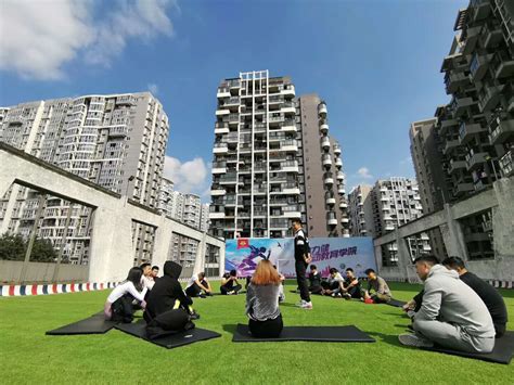 小燕飞标准动作的好处是什么锻炼