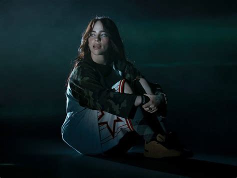 Concert Review Billie Eilish Energizes Vancouver Fans At Rogers Arena