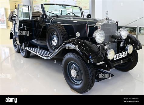 Adolf Hitlers Mercedes Benz Ia 67510 1939 G4 Parade Car Civil Licence