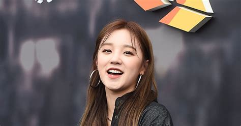 여자 아이들 우기 강아지상 대표 미인[엑s Hd포토]