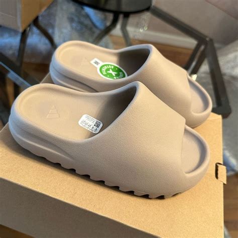 New Yeezy Slides Swag Shoes Shoes Outfit Fashion Sneakers Fashion