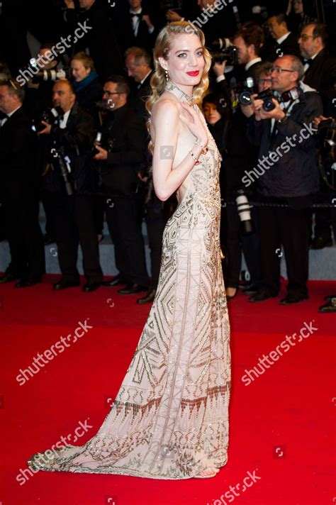 Clara Pasieka Editorial Stock Photo Stock Image Shutterstock