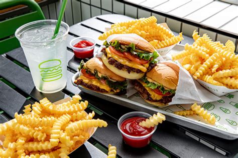Shake Shack To Open At Derby Street Shops On Friday October