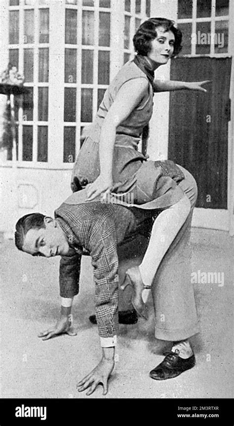 Claude Hulbert And Vera Lennox Performing In Tell Me More At The Winter Garden In 1925
