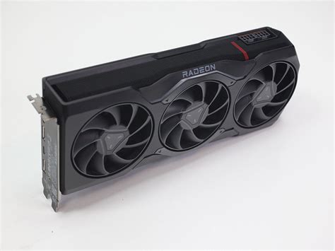 Amd Navi 31 Radeon Rx 7900 Xtx And Xt Unboxing Rx 7900 Xtx Unboxing