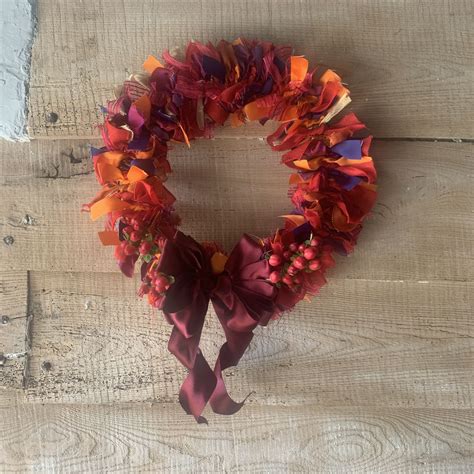 How To Make A Wreath Bow 6 Easy Steps For Beginners Homes And Gardens