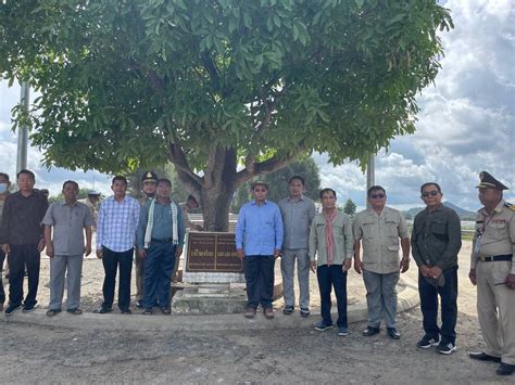 អភិបាលខេត្តតាកែវ អញ្ជើញចុះត្រួតពិនិត្យទីតាំងសាងសង់ និងជួសជុលច្រកទ្វារអន្តរជាតិភ្នំដិន