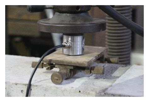 Crack Detection Of Reinforced Concrete Structures Based On Bofda And