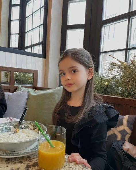 Pin By Помощь фд Ми 💖💘💞 On Ваши пины Outfit Inspo Outfits Beautiful Curly Hair