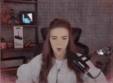 Loeya  Loeya Discover And Share S