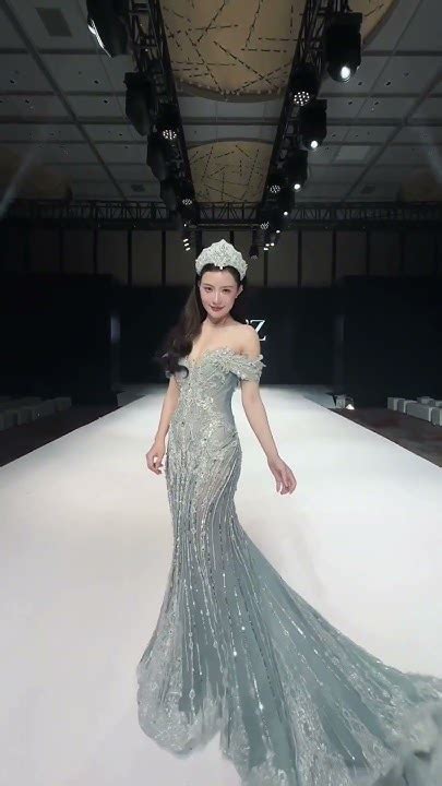 没必要迎合别人，我只顺从自己。shorts【何钰欣doris】 Youtube