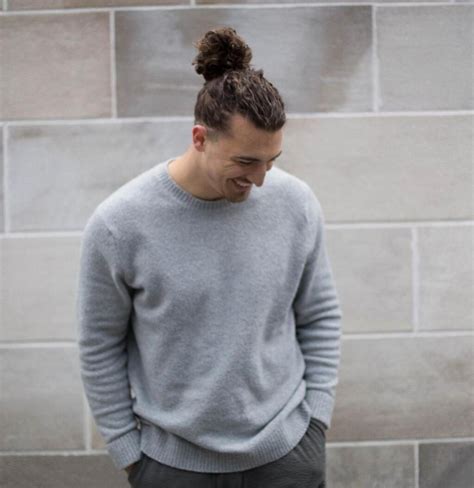 34 Man Bun Undercut Styles