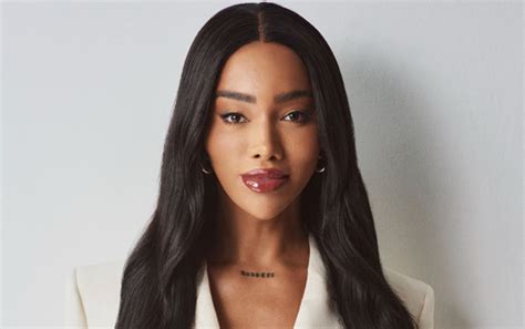 Un Women Uk Faces Backlash Over Munroe Bergdorf Appointment