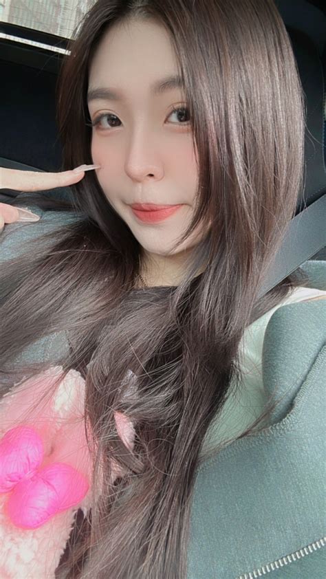 「每當我告訴自己要省錢的時候」 腦子裡都會竄出一個聲音說： “人只活一次