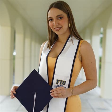 Maria Valeria Simonelli Social Media Content Creator Freelance