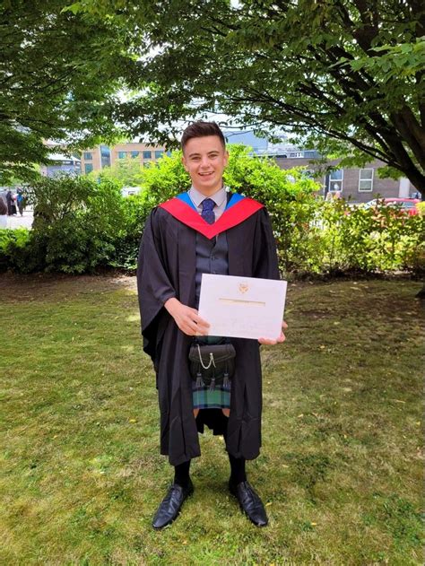Liam Arnott On Linkedin I Have Officially Graduated Glasgow Caledonian University With A First