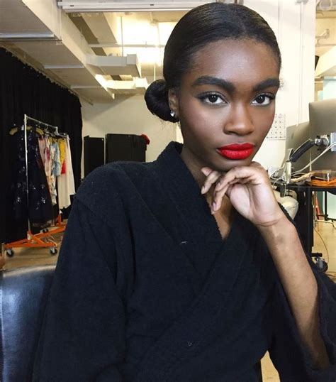 Mac Cosmetics Ruby Woo Lipstick On Dark Skin Red Lipstick On Dark Skin Lipstick On Dark Skin